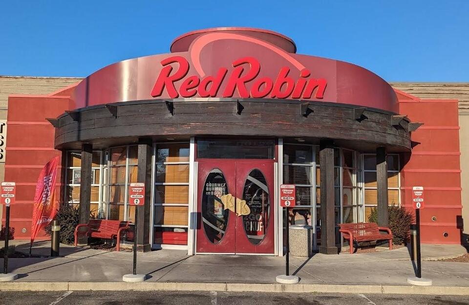 Red Robin Closing 70 Stores, Wenatchee's Fate Still Unknown - NewsBreak