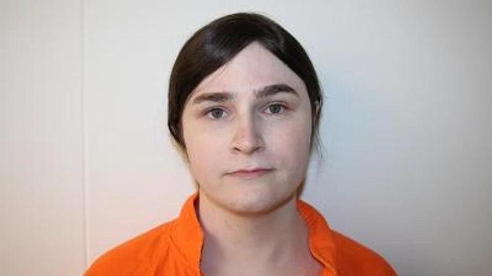 Mia Bailey details how she killed her parents in interrogation video ...