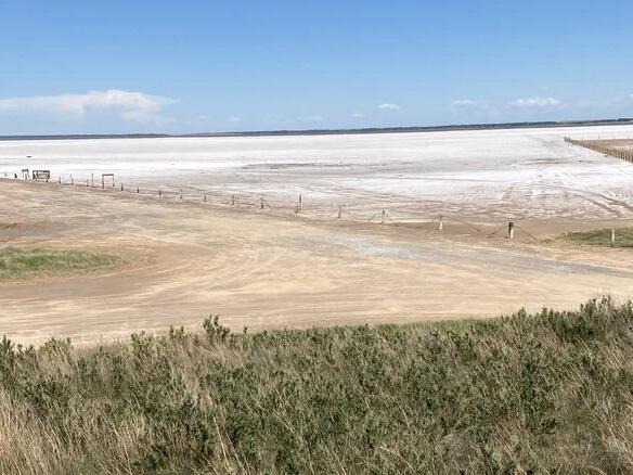 Dig For Crystals In A Stunning Salt Plain In Oklahoma's Most Unique ...