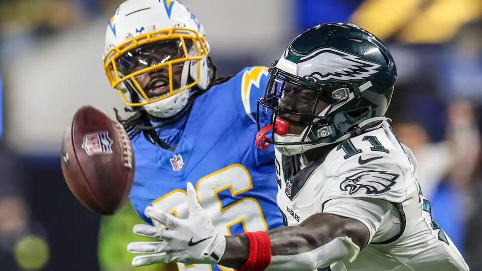 Trade Pitch Swaps Eagles WR A.J. Brown for Former 1st Round Pick ...