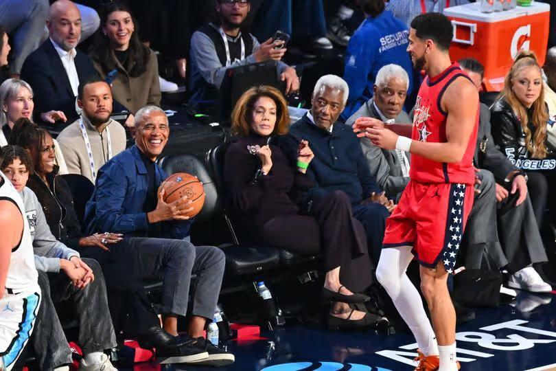 Barack Obama throws down the gauntlet after unexpected NBA All-Star ...