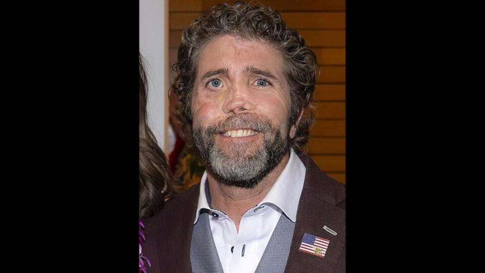 Jason Redman returned to duty after devastating injuries—refusing to ...