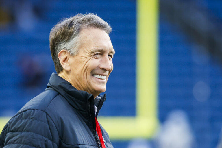 Former NFL head coach filling in for Cris Collinsworth on NBC’s ...