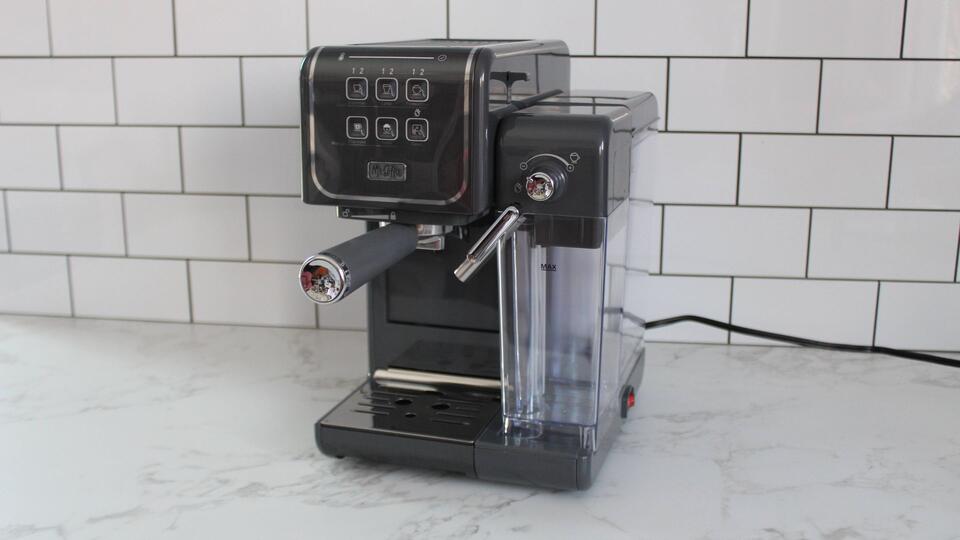Mr. Coffee One-Touch CoffeeHouse+ review: a beginner-friendly espresso ...