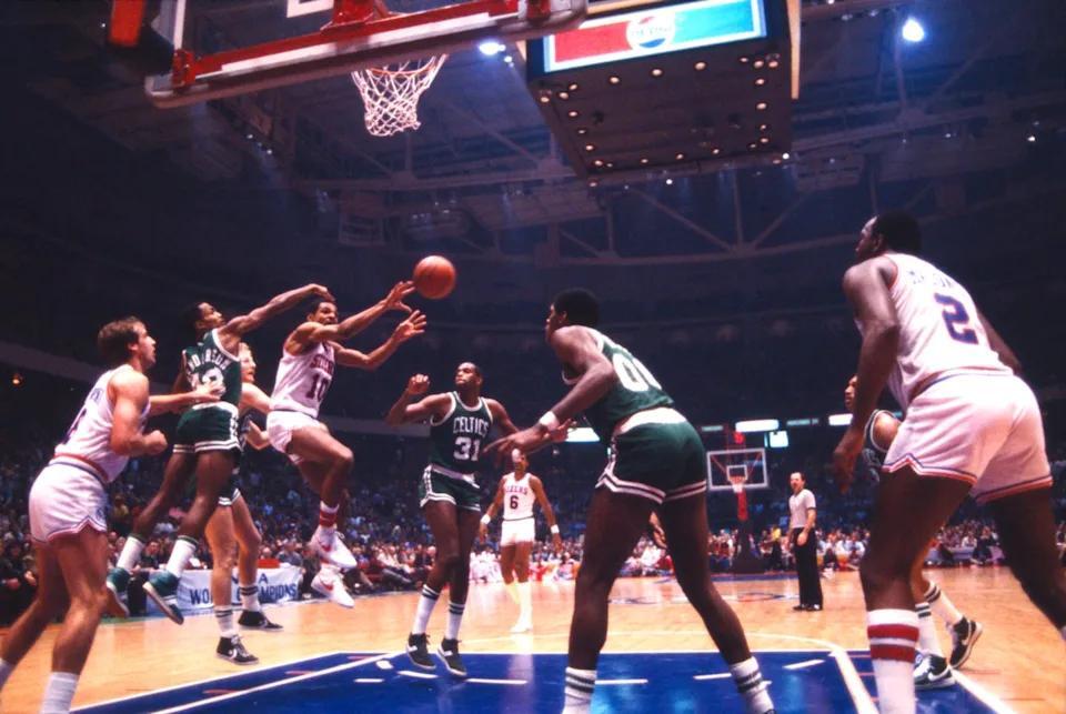 Allen Iverson’s 2001 Sixers embodied Philly’s brash, gritty soul − and ...