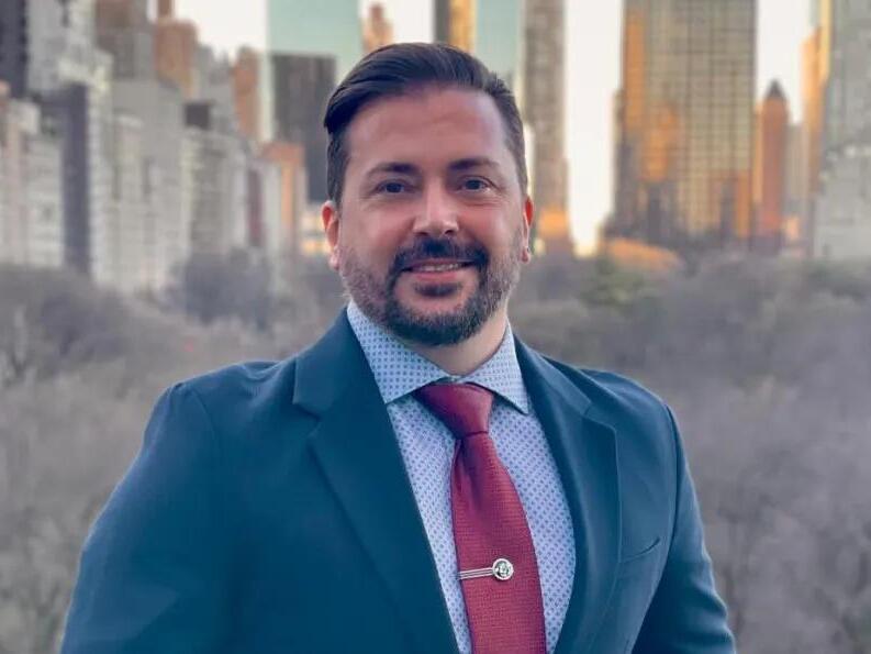 Carlos López: Latino pride and "Like Water for Chocolate" at the ...