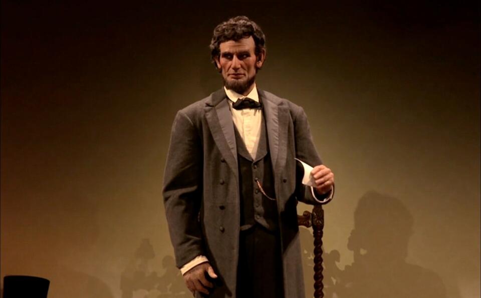 “20/20” Special Offers a First Look at Disneyland's Reimagined Great ...