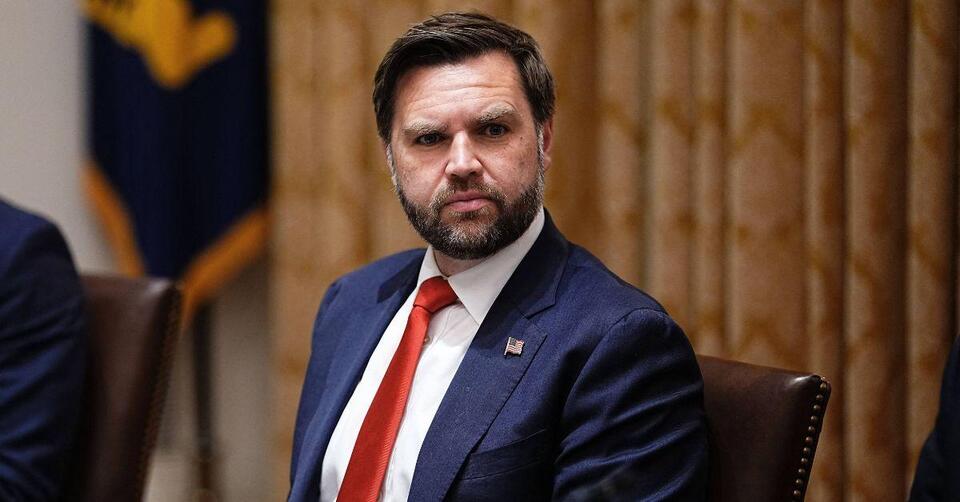 Vice President J.D. Vance flounders as he ‘tries to be relatable again ...