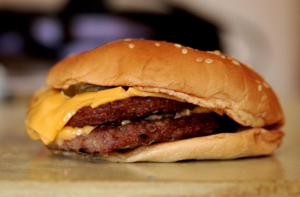 7 Fast-Food Chains That Serve Low-Quality Beef - NewsBreak