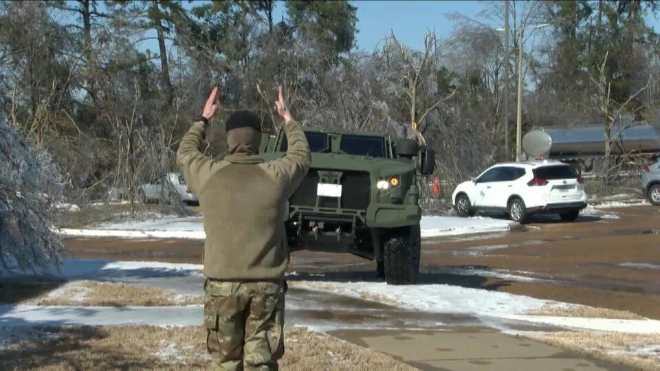 Mississippi National Guard aids Oxford's ice storm recovery efforts ...