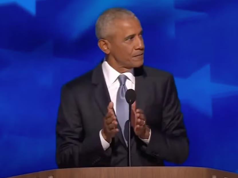 Social media goes wild for Obama’s hand gesture innuendo while talking ...