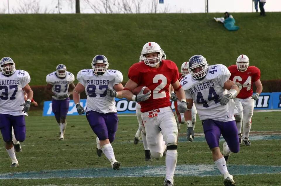 Blake Elliott Named to 2025 College Football Hall of Fame - NewsBreak