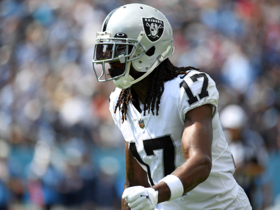 Davante Adams Makes Concerning Statement About Raiders' Offense Davante Adams Makes Concerning Statement About Raiders' Offense