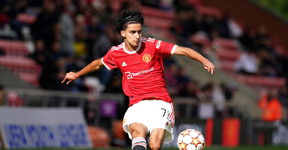 Manchester United Youngster Zidane Iqbal Left Out Of Iraq Squad To ...
