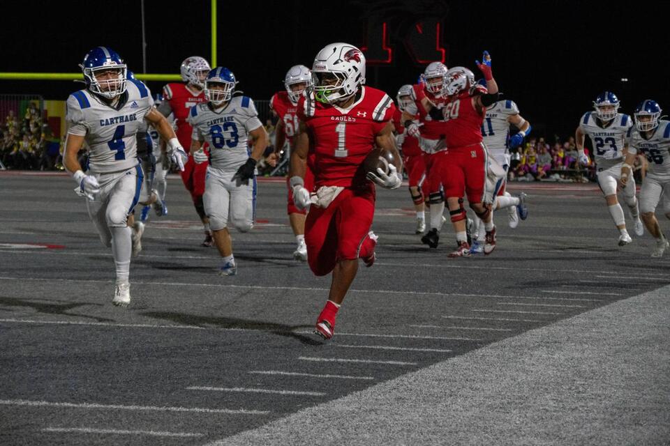 Nixa football's dynamic duo of McCaster and Flint combine for 5 TDs in ...