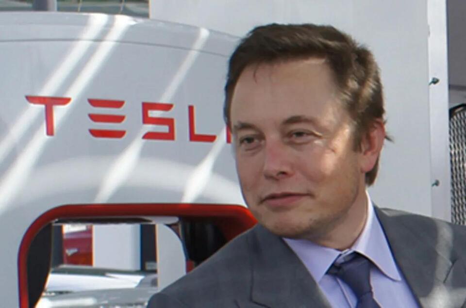 Report: GSA Reportedly Plans To Shut Down 8000 EV Chargers, Offload ...