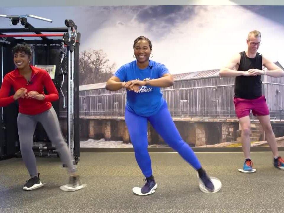 Lunging Exercise to do at home