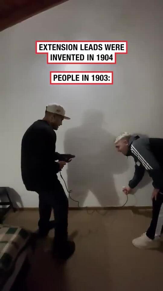 How many men does it take to use a drill contentbible ladbible ...