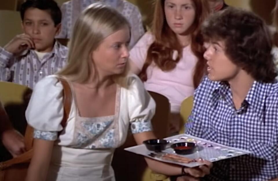 Iconic TV Theme Songs of the ’60s and ’70s That Defined an Era - NewsBreak