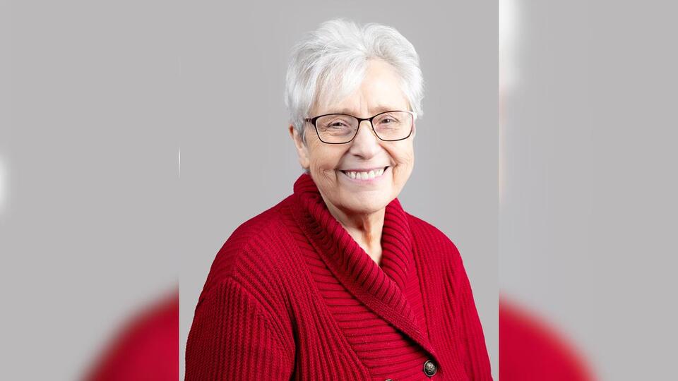 Mat Su Mayor Edna Devries Joins Growing Gop Race For Alaska Governor