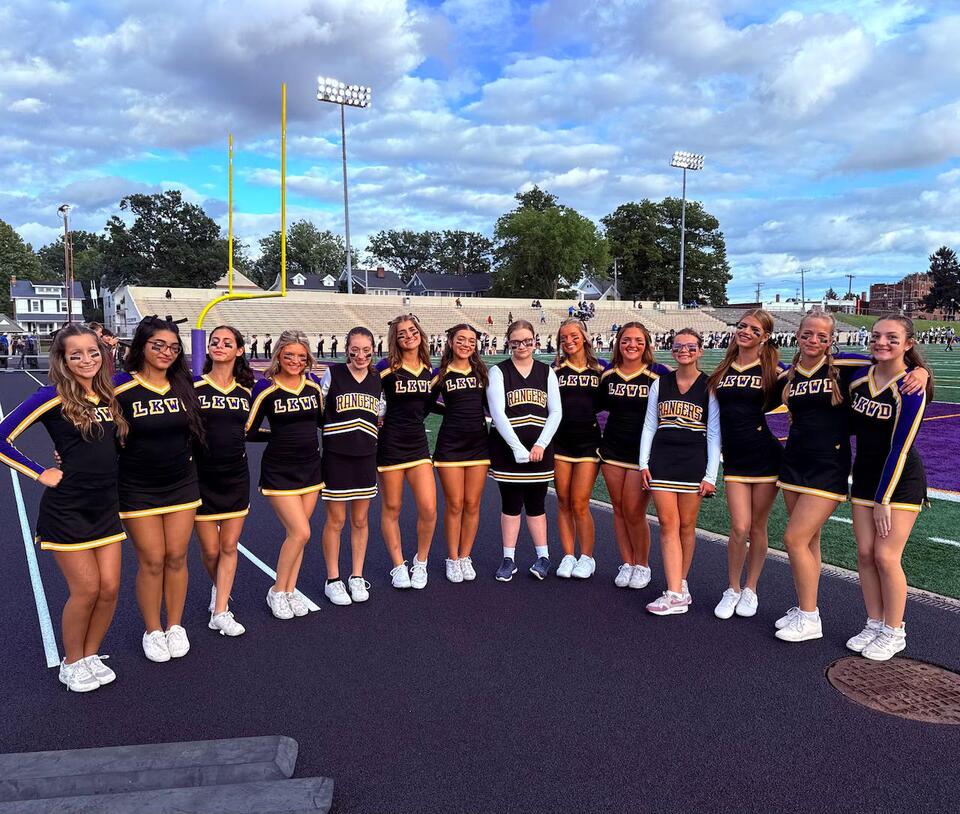 Lakewood High School’s Sparkle cheer team still going strong - NewsBreak