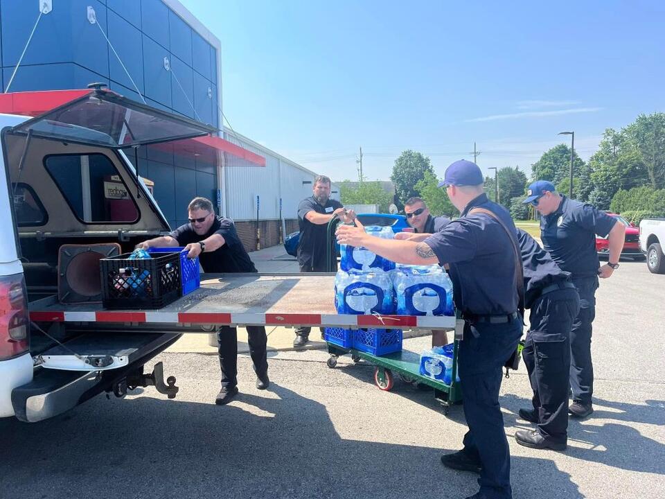 Frankfort Fire, Delphi Police Receive Donations Of Hydrating Drinks ...