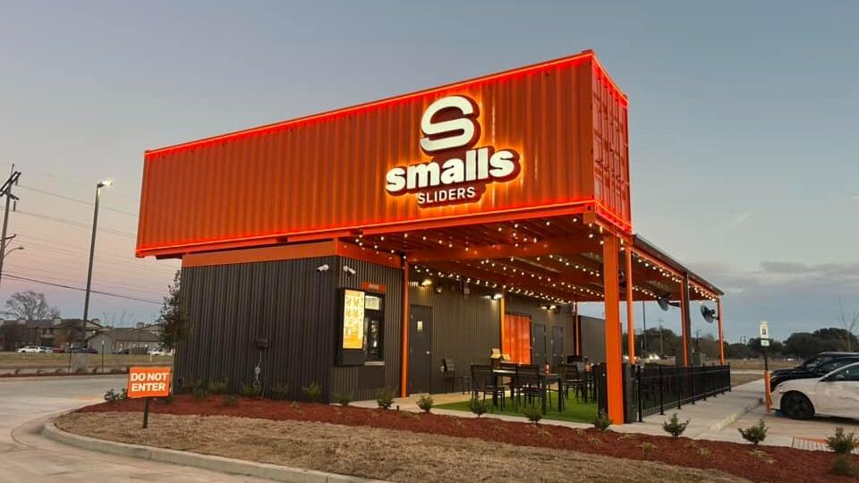 Smalls Sliders Expanding in Central Florida - NewsBreak