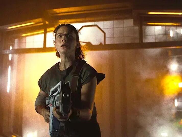 ‘Alien: Romulus’ Director Fede Álvarez Shared A Behind-The-Scenes Video ...