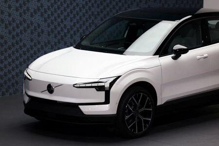 Exclusive-Volvo Cars to recall 40,000 electric SUVs over battery fire ...