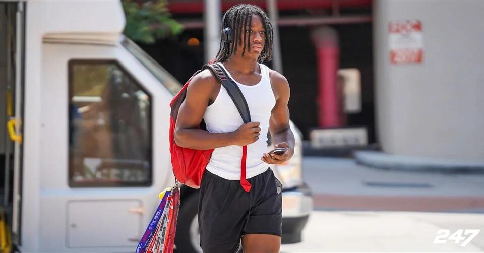 'It feels like a full reunion': Safety Braylon Edwards excited to play ...