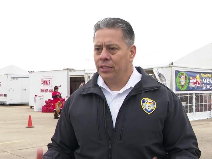 Former Houston Fire Chief Samuel Pena posts goodbye message on social media