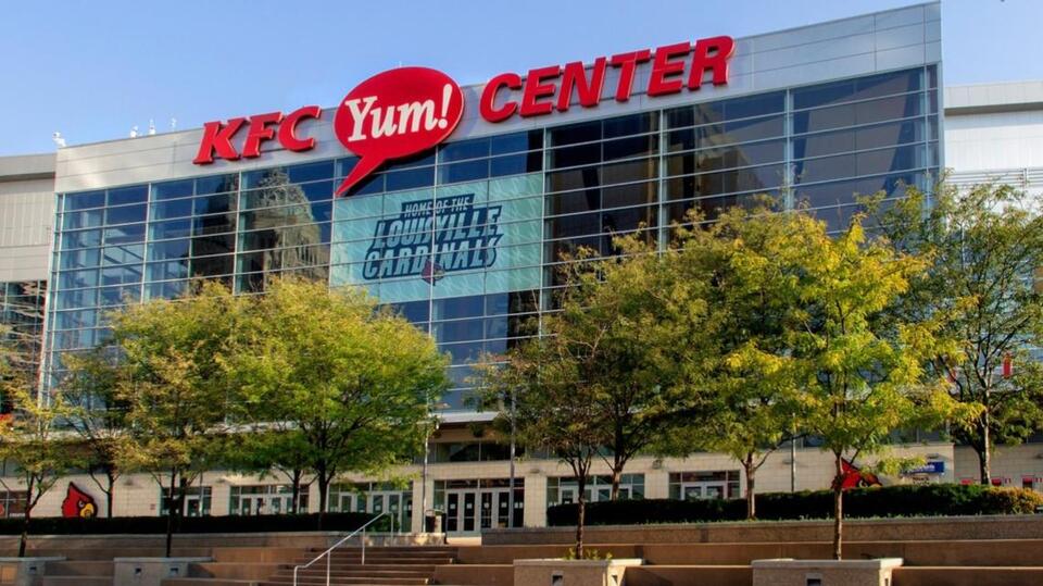 You can watch this beloved Christmas movie at the Yum! Center for free ...