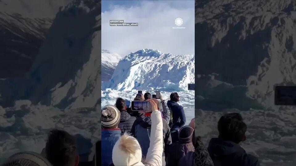 Stunning Footage Captures Rare Moment An Iceberg Flips Over Completely ...