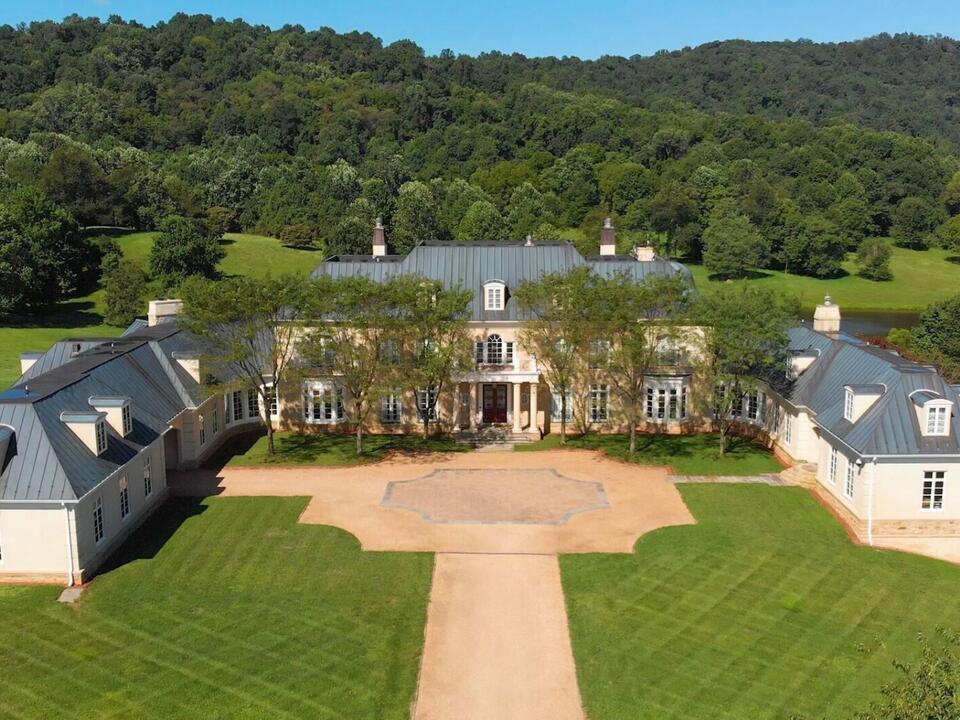 PHOTOS: What’s inside a 2,000-acre Virginia estate that sold for $18.8M