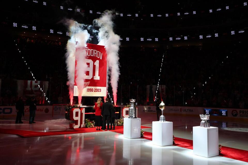 Red Wings Retire Sergei Fedorov’s #91 Jersey - NewsBreak