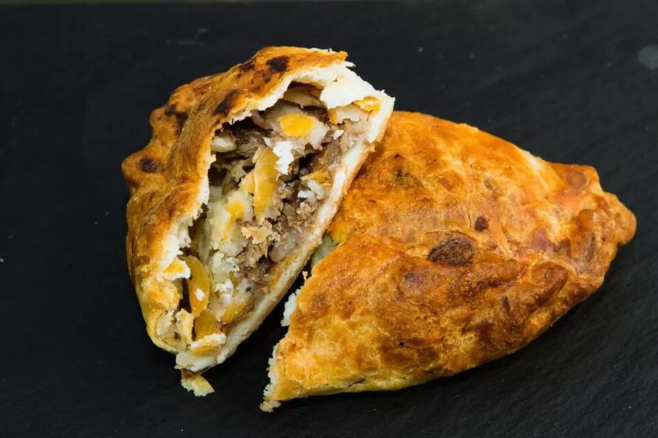 Yoopers Reveal the Best Pasties in Michigan’s Upper Peninsula - NewsBreak