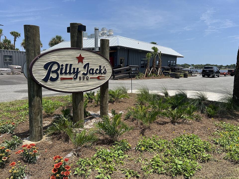 Billy Jack’s BBQ opens on Heckscher Drive on Aug. 1