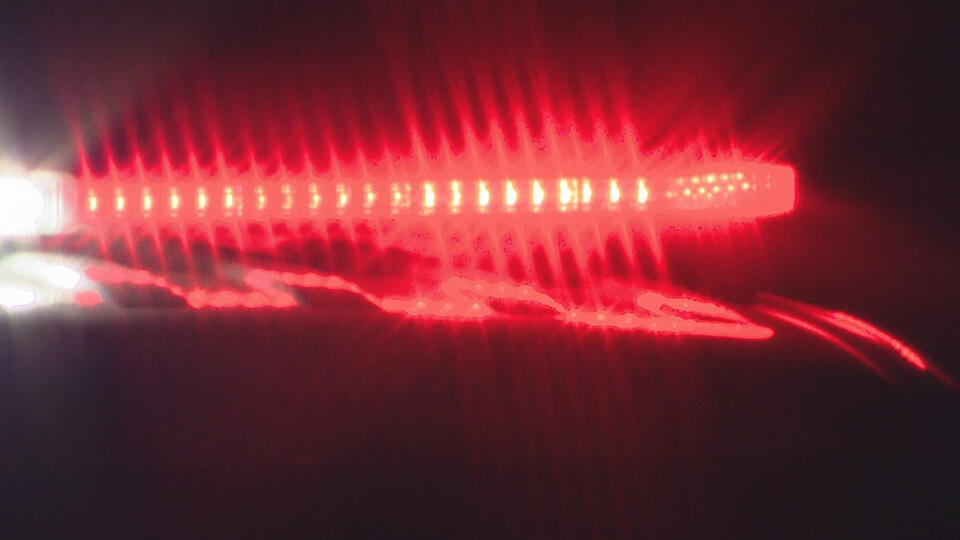 New Albany police searching for driver who hit teenage girl crossing ...