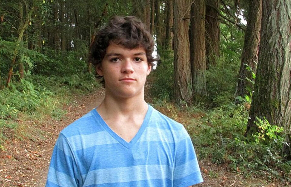 Who is Chris Cardamone and what has Jacob Roloff accused him of ...