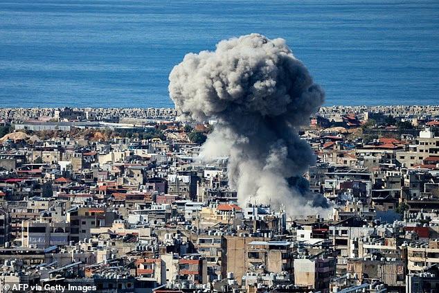 Trump's Mar-a-Lago faces threat of long-range missile attack by Iran ...