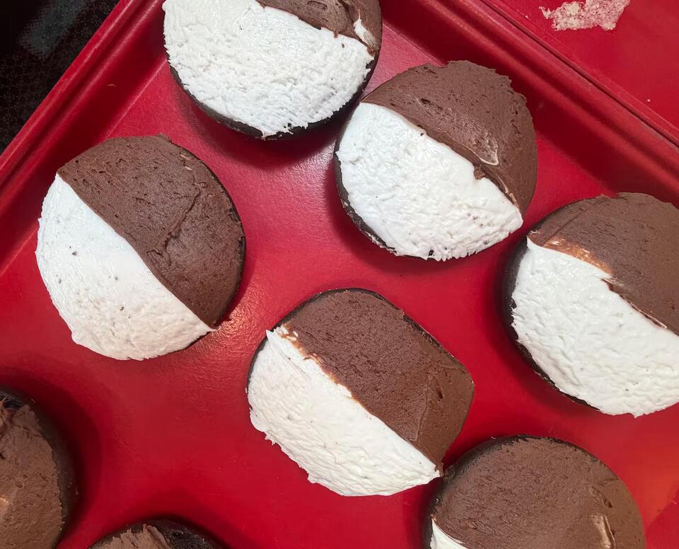 Popular 70-year-old bakery is expanding again in Onondaga County ...