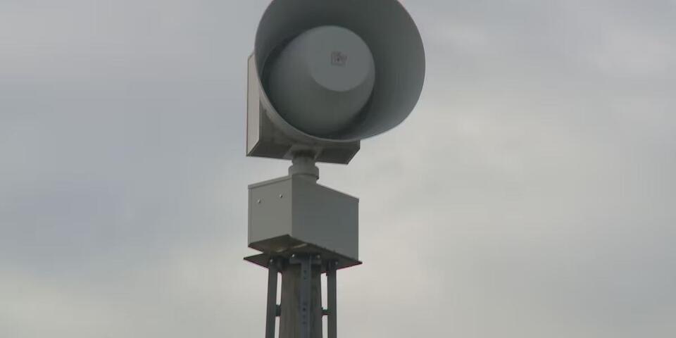 Tornado sirens in Blue Springs accidentally activated Monday afternoon ...