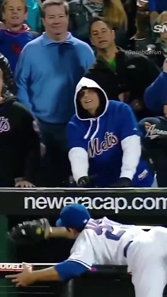 Top 15 Craziest Catches Foul Ball in recent MLB history Part 1mlb ...