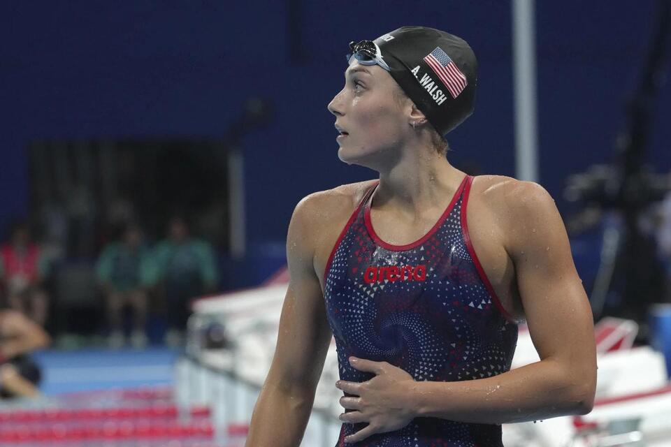 US swimmer Alex Walsh loses a bronze because of a DQ, less than an hour ...