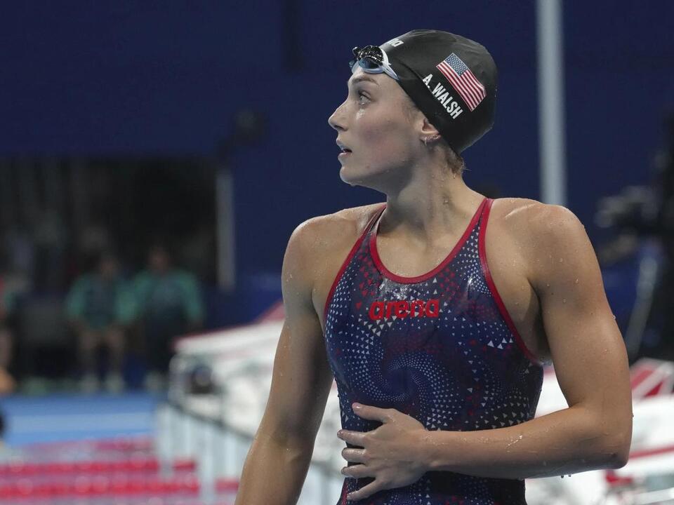 US swimmer Alex Walsh loses a bronze because of a DQ, less than an hour ...