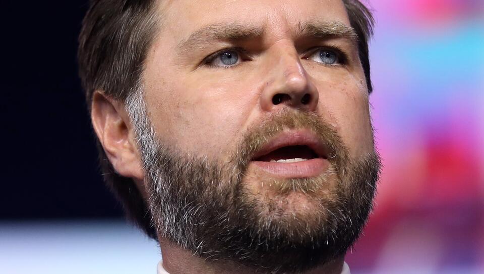 JD Vance Rips "Loser" GOP Strategist Who Accused His Team of Leaking ...