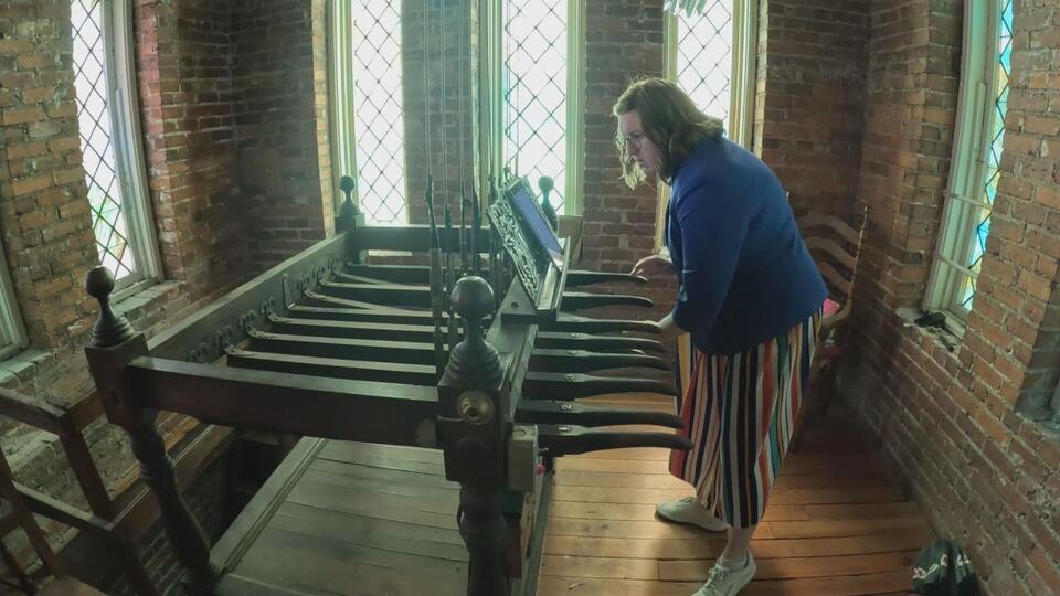 Durham bell ringer connects LGBTQ+ community and church through viral ...