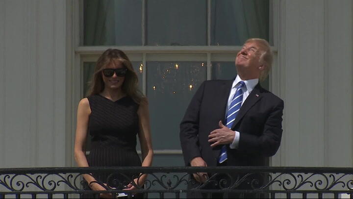 Trump stares directly at solar eclipse without protective eyewear in ...