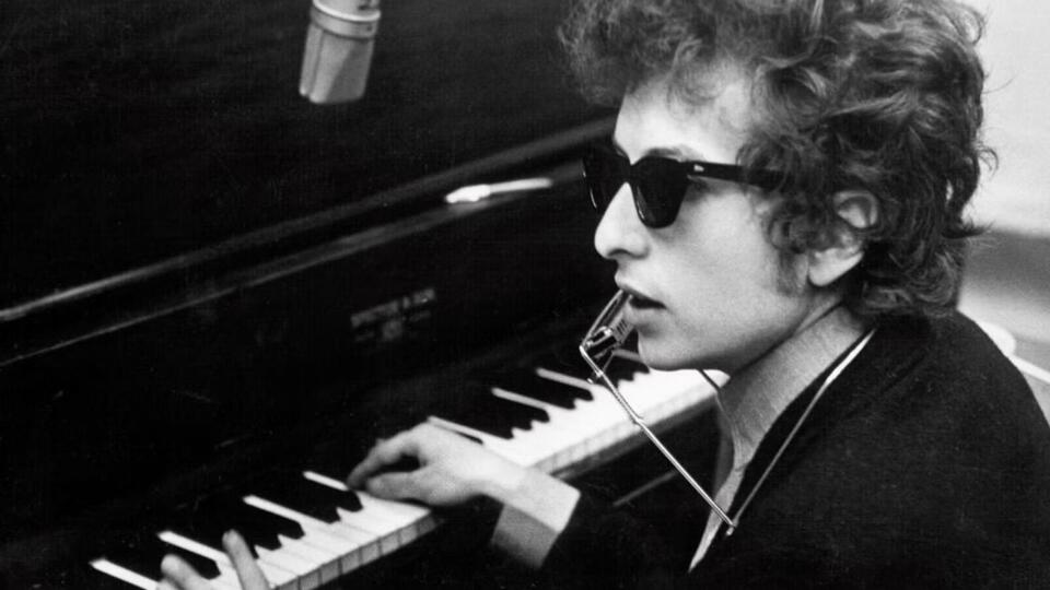 Bob Dylan’s Greatest Album of All Time Ends With This Iconic Song ...