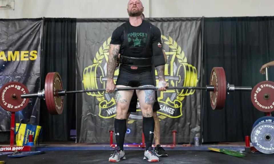 Light weights vs. heavy weights: Which approach is better for your ...